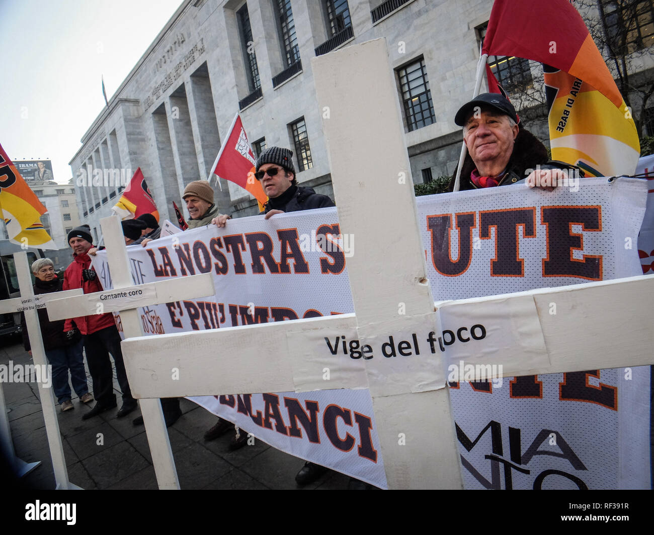 Foto LaPresse - Matteo Corner 24/01/2019 Milano,Italia Cronaca Presidio ...