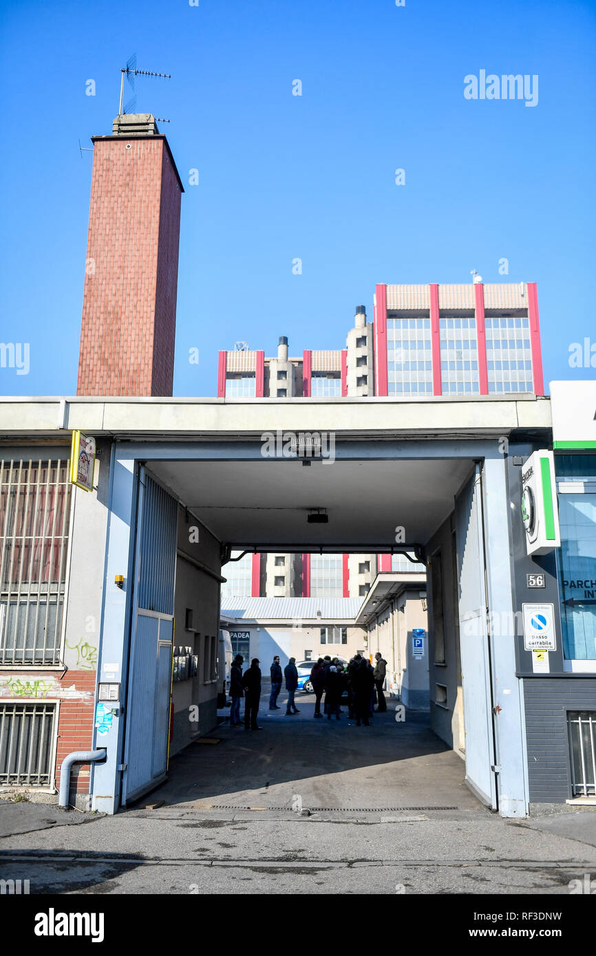 Luoghi di culto hi-res stock photography and images - Alamy