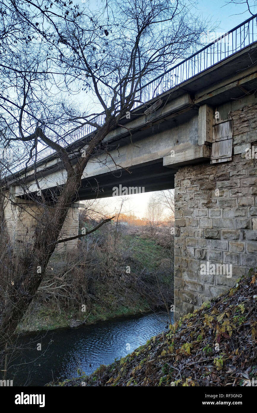 old stone bridge over a shallow river 2019 Stock Photo - Alamy