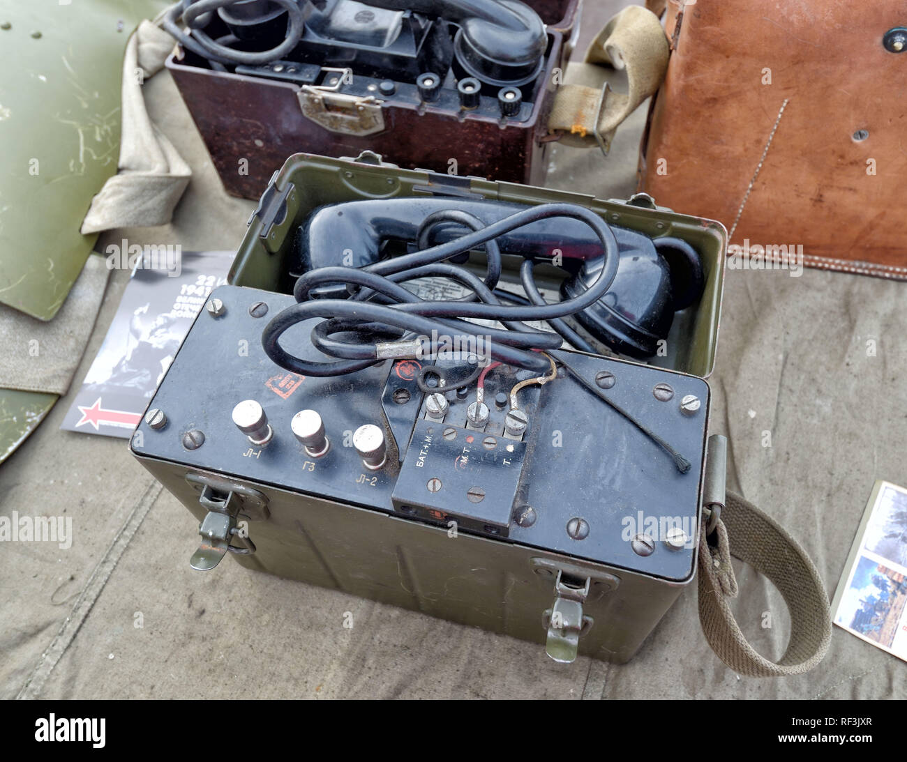Soviet communication soldier hi-res stock photography and images - Alamy