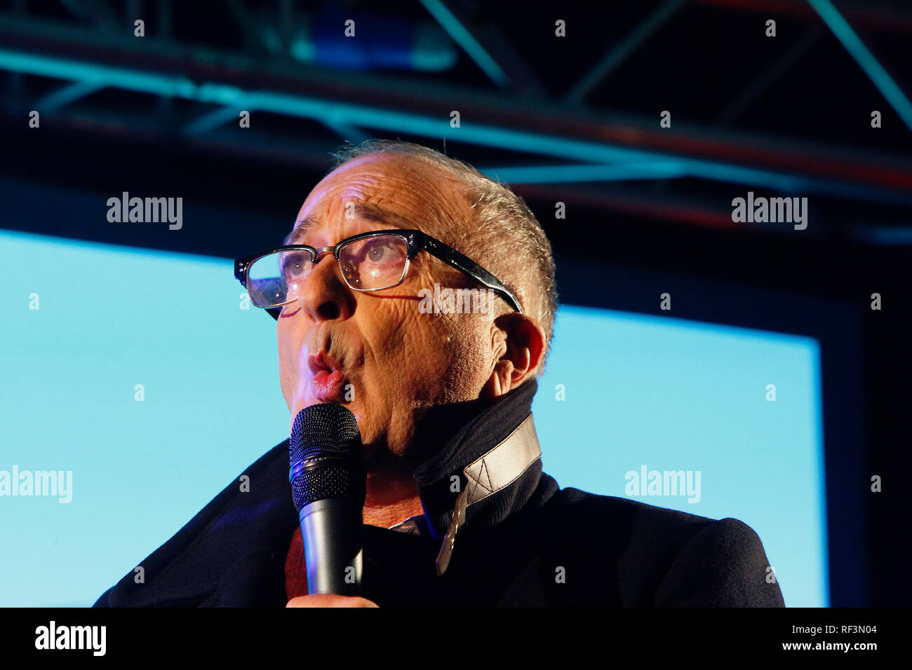 Robinson is an english actor hi-res stock photography and images - Alamy