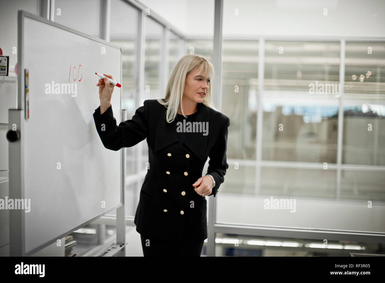 Presentation imagery hi-res stock photography and images - Alamy