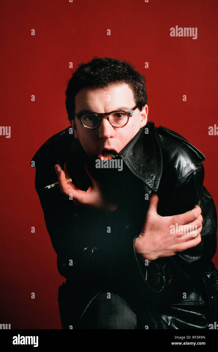 Cantante punk hi-res stock photography and images - Alamy
