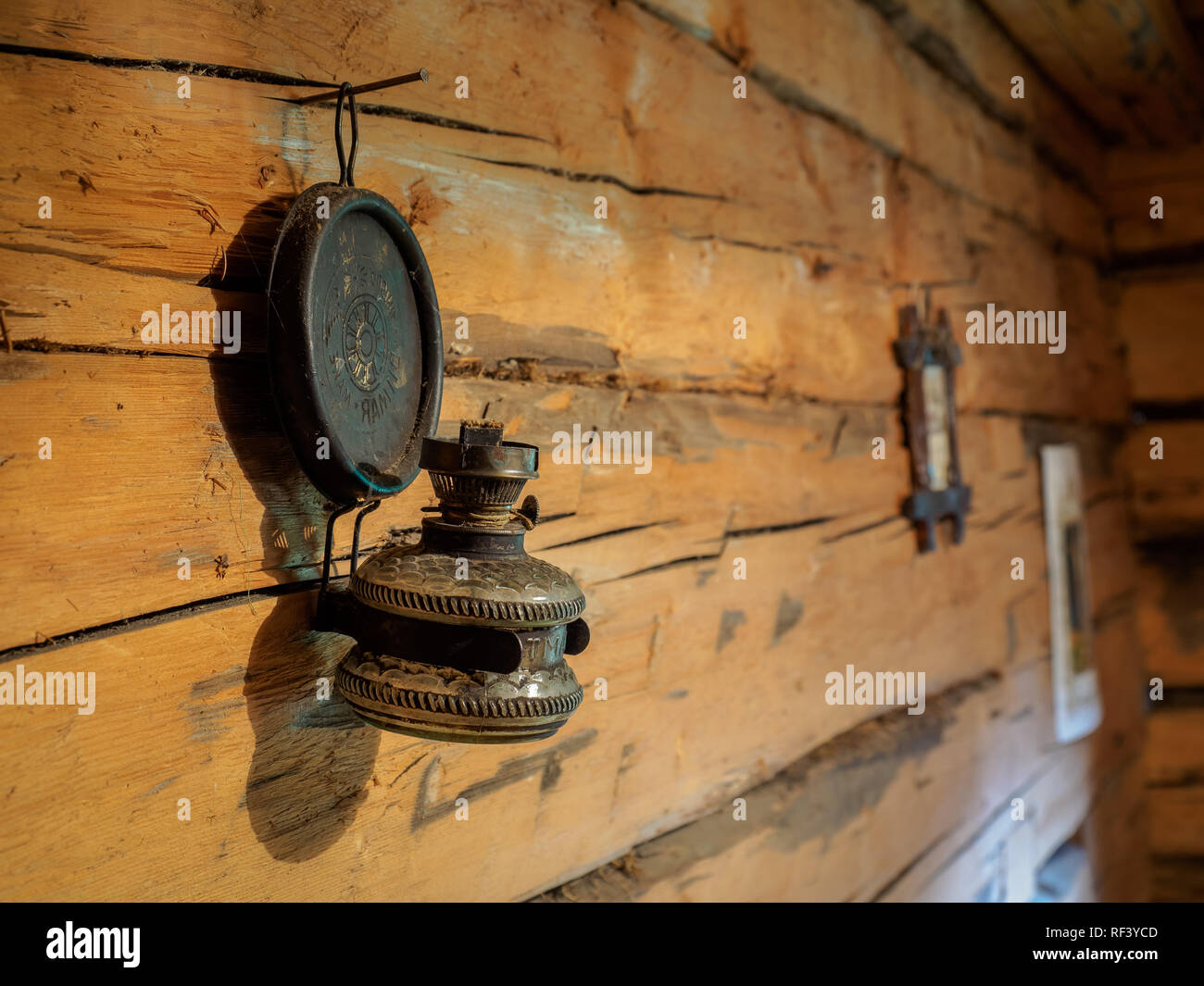 Antique kerosene lamp hi-res stock photography and images - Alamy