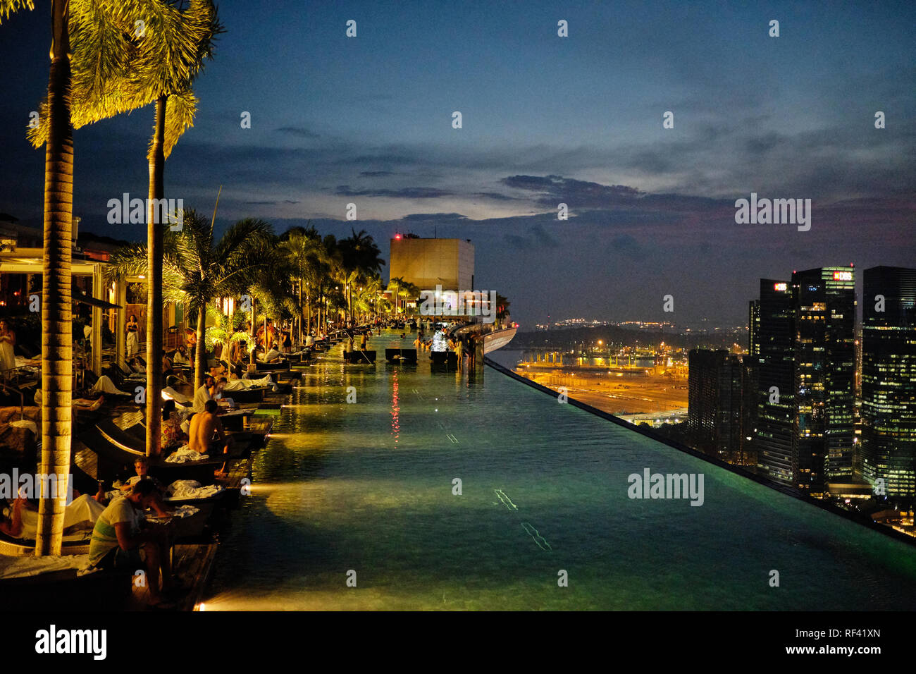 Luxury hotel pool night hi-res stock photography and images - Alamy