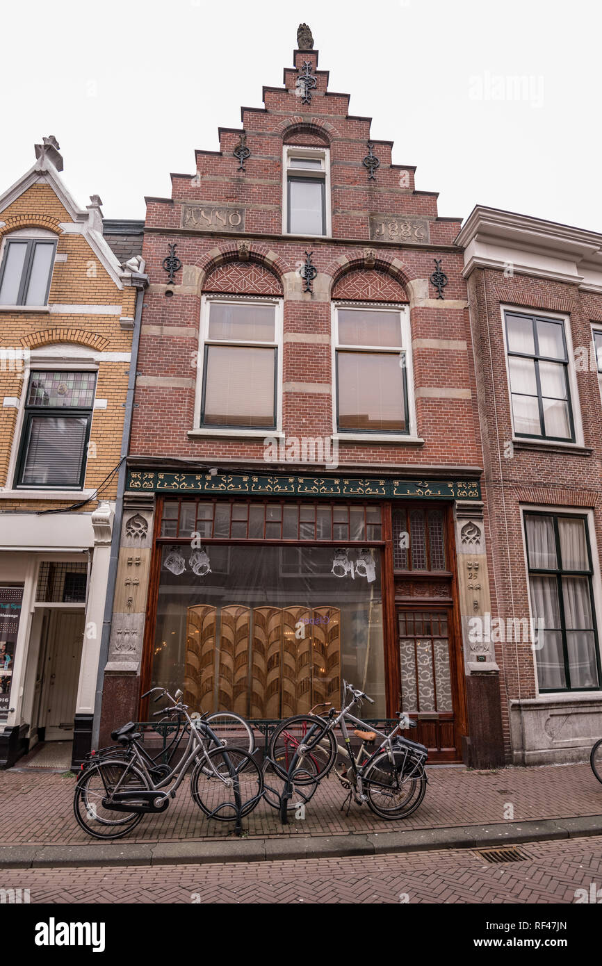 Buildings in haarlem hi-res stock photography and images - Alamy