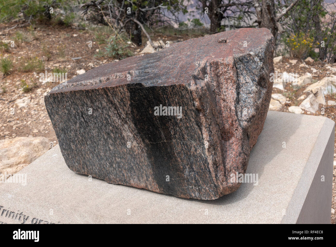 Cross section of granite hi-res stock photography and images - Alamy