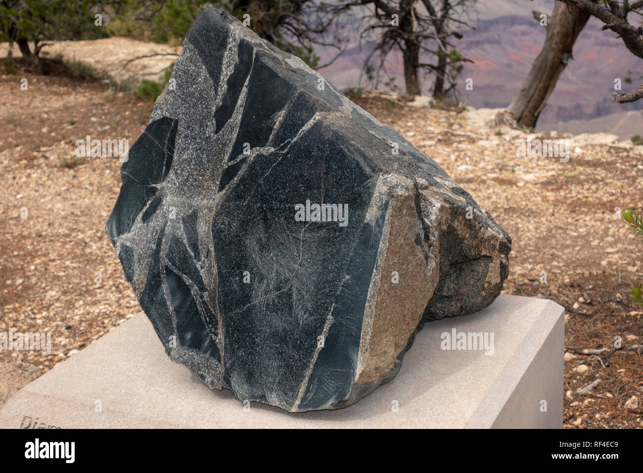 Cross section of granite hi-res stock photography and images - Alamy