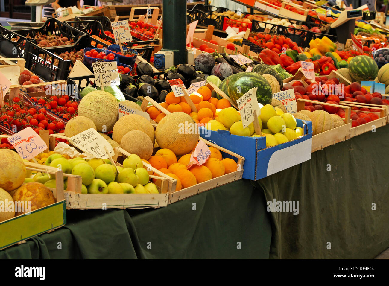 Big farmers market stall filled with organic fruits Stock Photo - Alamy