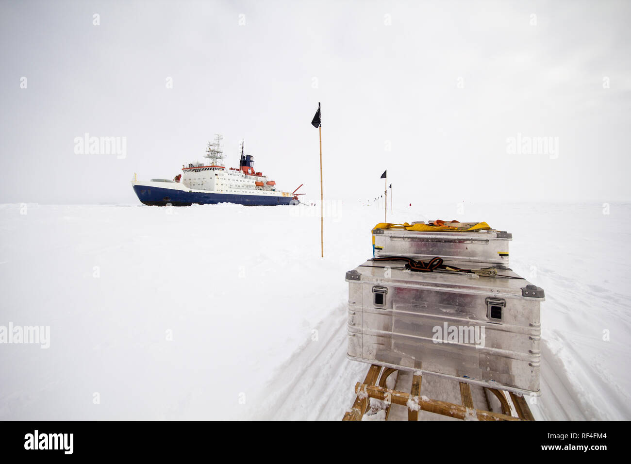 Transport of equipment to an ice camp from an icebreaker research ...