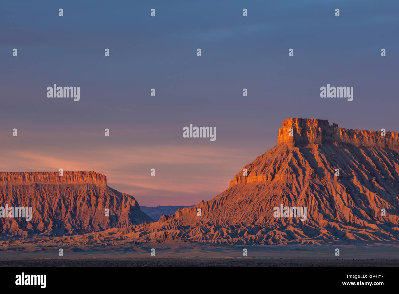 Sunrise at Factory Butte, Wayne County, Utah Stock Photo - Alamy