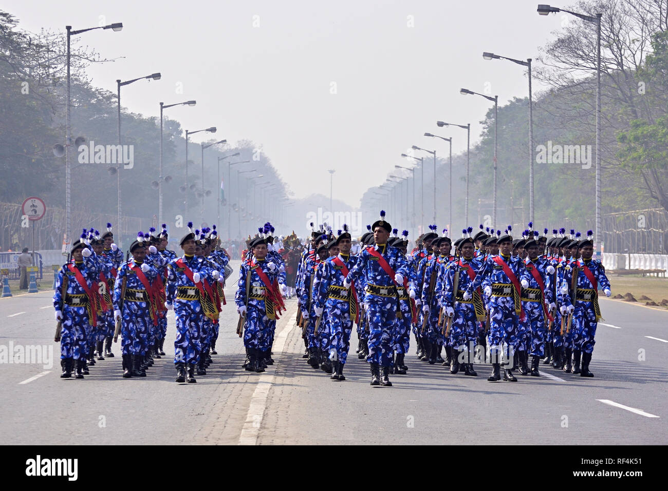 Indian army soldier march hi-res stock photography and images - Alamy