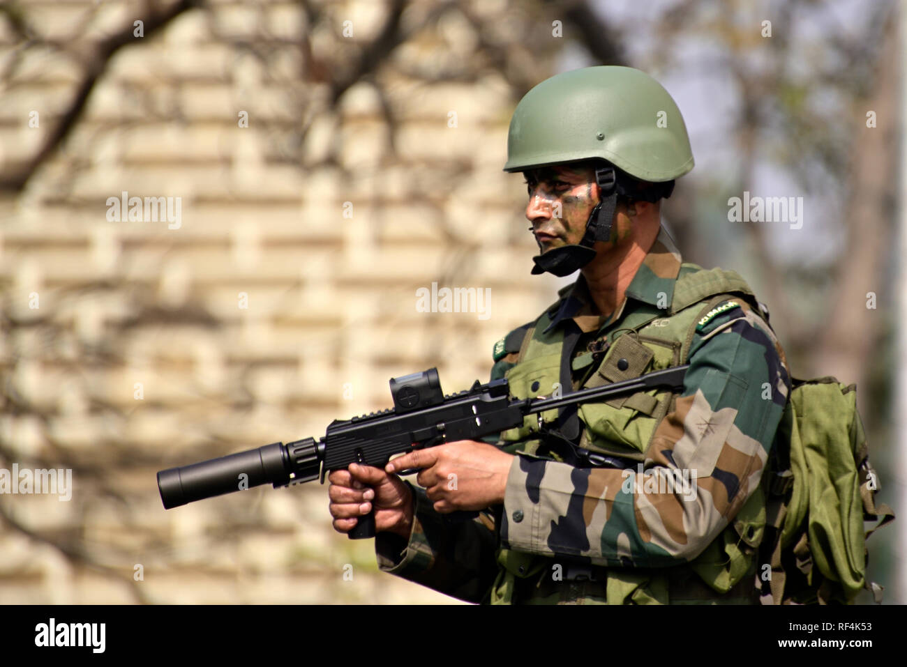 Indian armed forces hi-res stock photography and images - Alamy