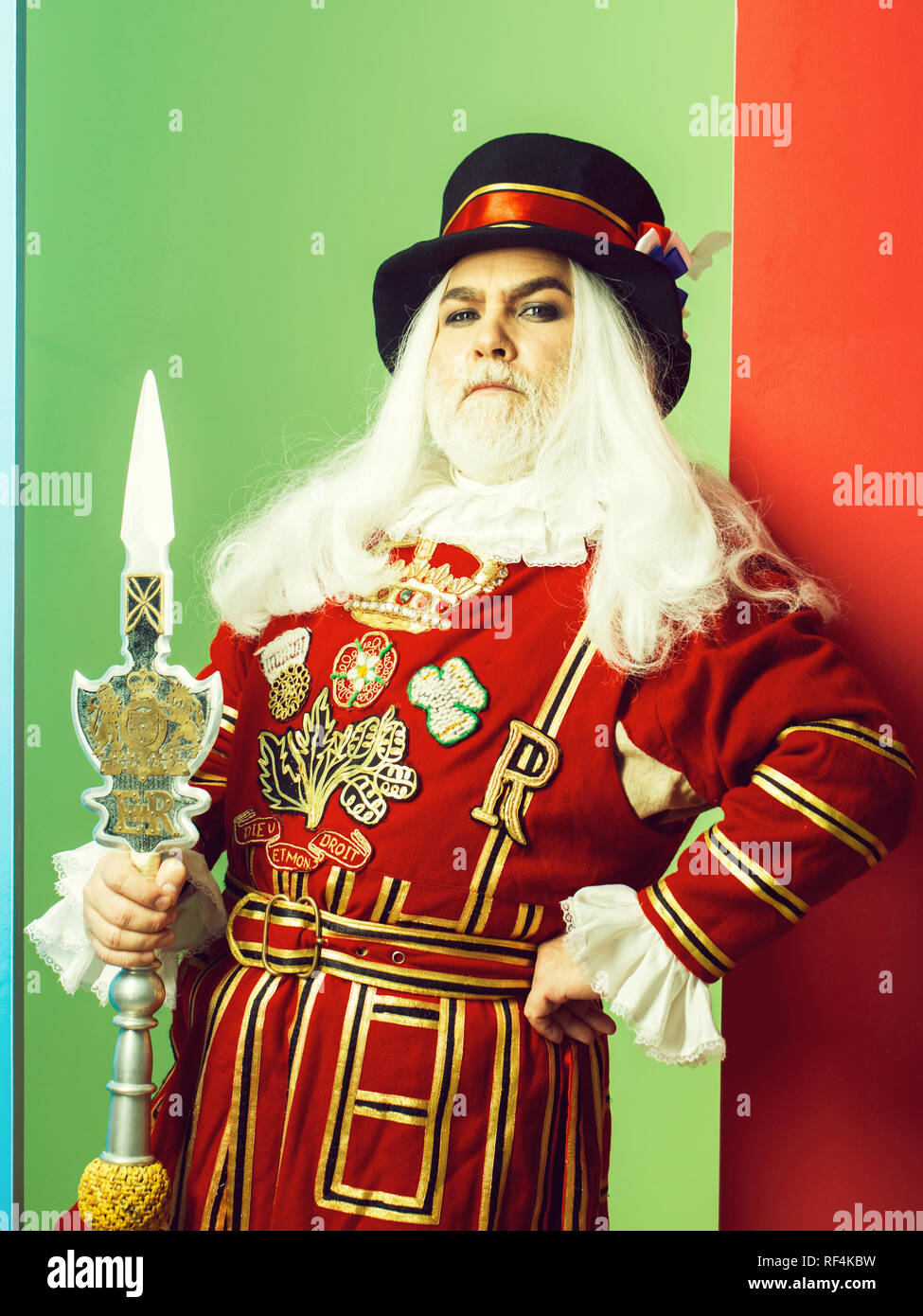 Medieval bodyguard hi-res stock photography and images - Alamy