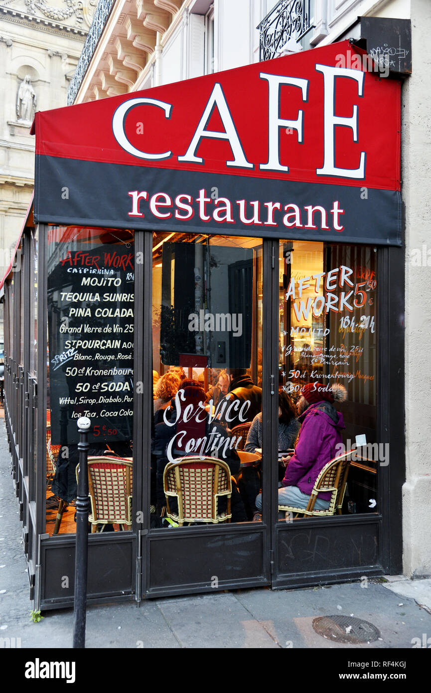Café restaurant - Paris - France Stock Photo - Alamy