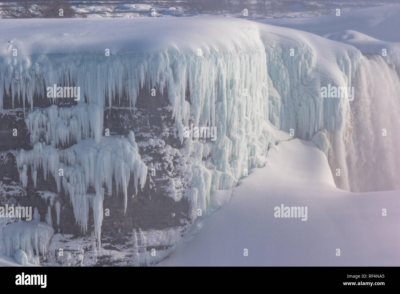 Niagara escarpment winter scenic hi-res stock photography and images ...