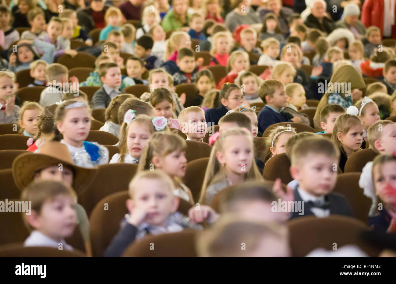 Many children of the audience. Children's auditorium Stock Photo - Alamy