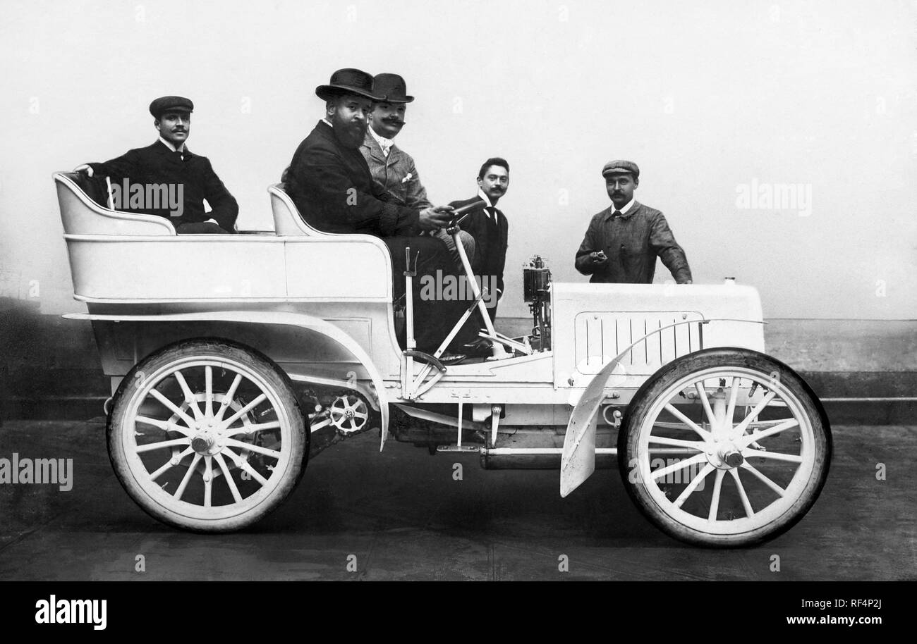 Well known musician hi-res stock photography and images - Alamy