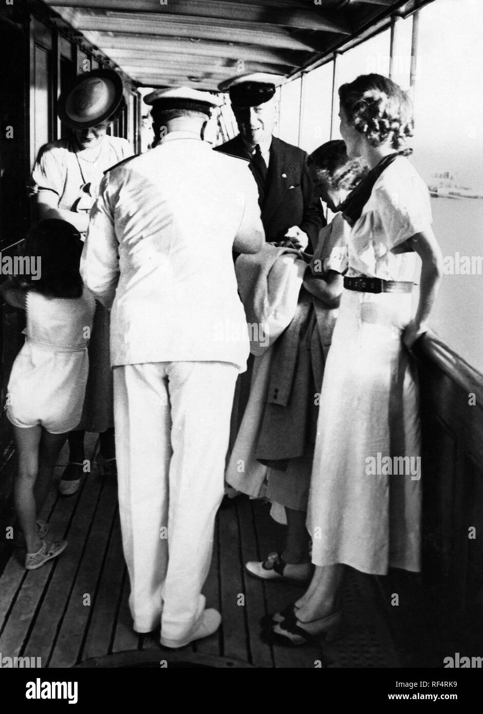 guglielmo marconi and family, 1936 Stock Photo - Alamy