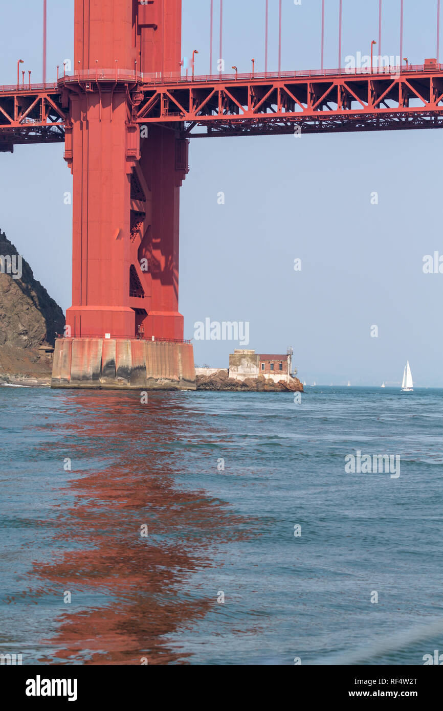 Golden Gate Bridge tower lighthouse and San Francisco Bay Stock Photo ...