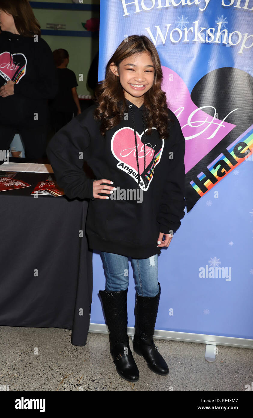 Angelica hale hi-res stock photography and images - Alamy