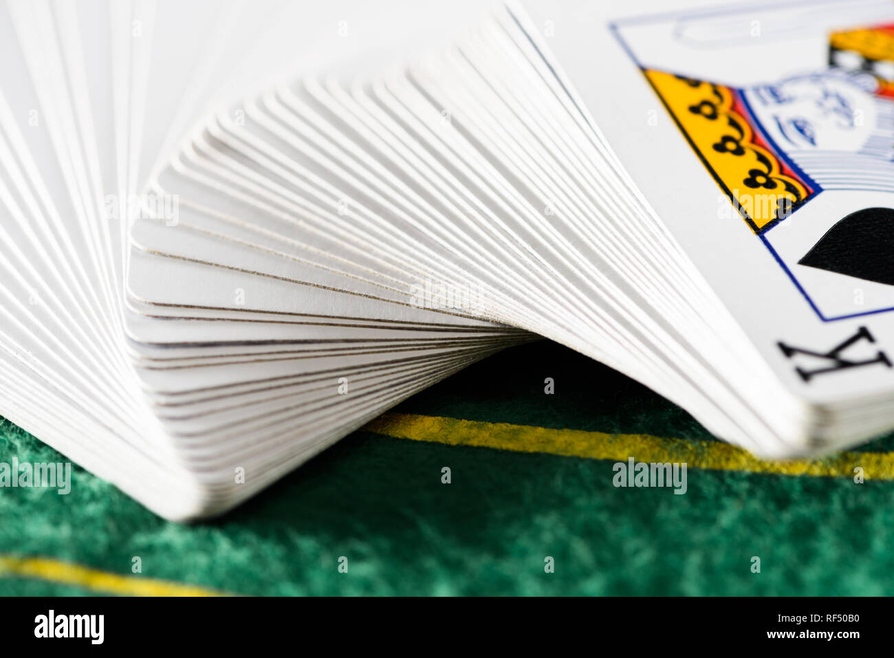 Playing cards spread out hi-res stock photography and images - Alamy