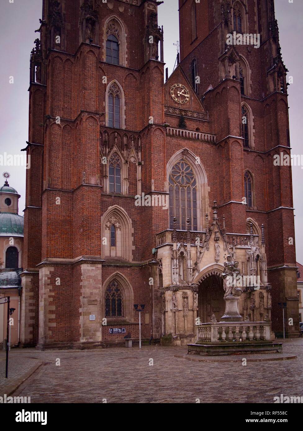 St. John the Baptist Cathedral in Ostrow Tumski, Wroclaw, Poland Stock ...