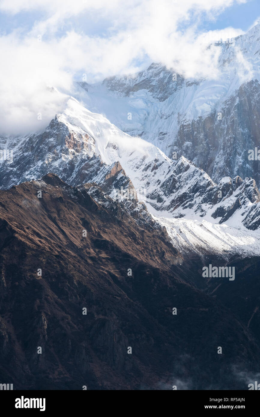 mountain ridge, landscape in tibet china Stock Photo - Alamy
