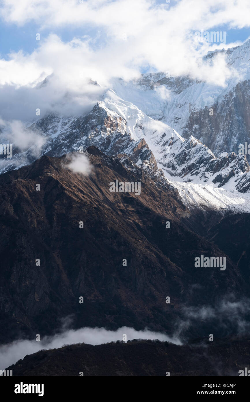 mountain ridge, landscape in tibet china Stock Photo - Alamy