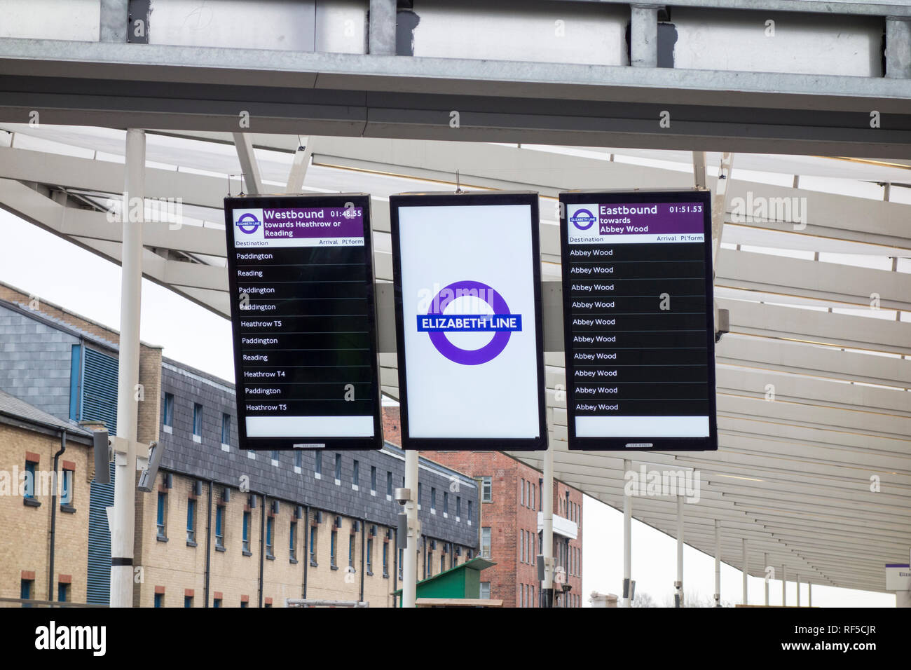 Elizabeth line stations hi-res stock photography and images - Alamy