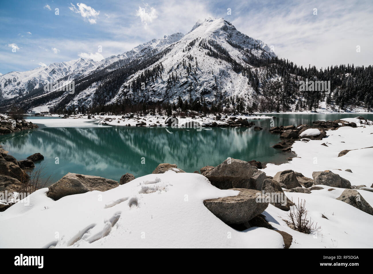 clean landscape in tibet china Stock Photo - Alamy