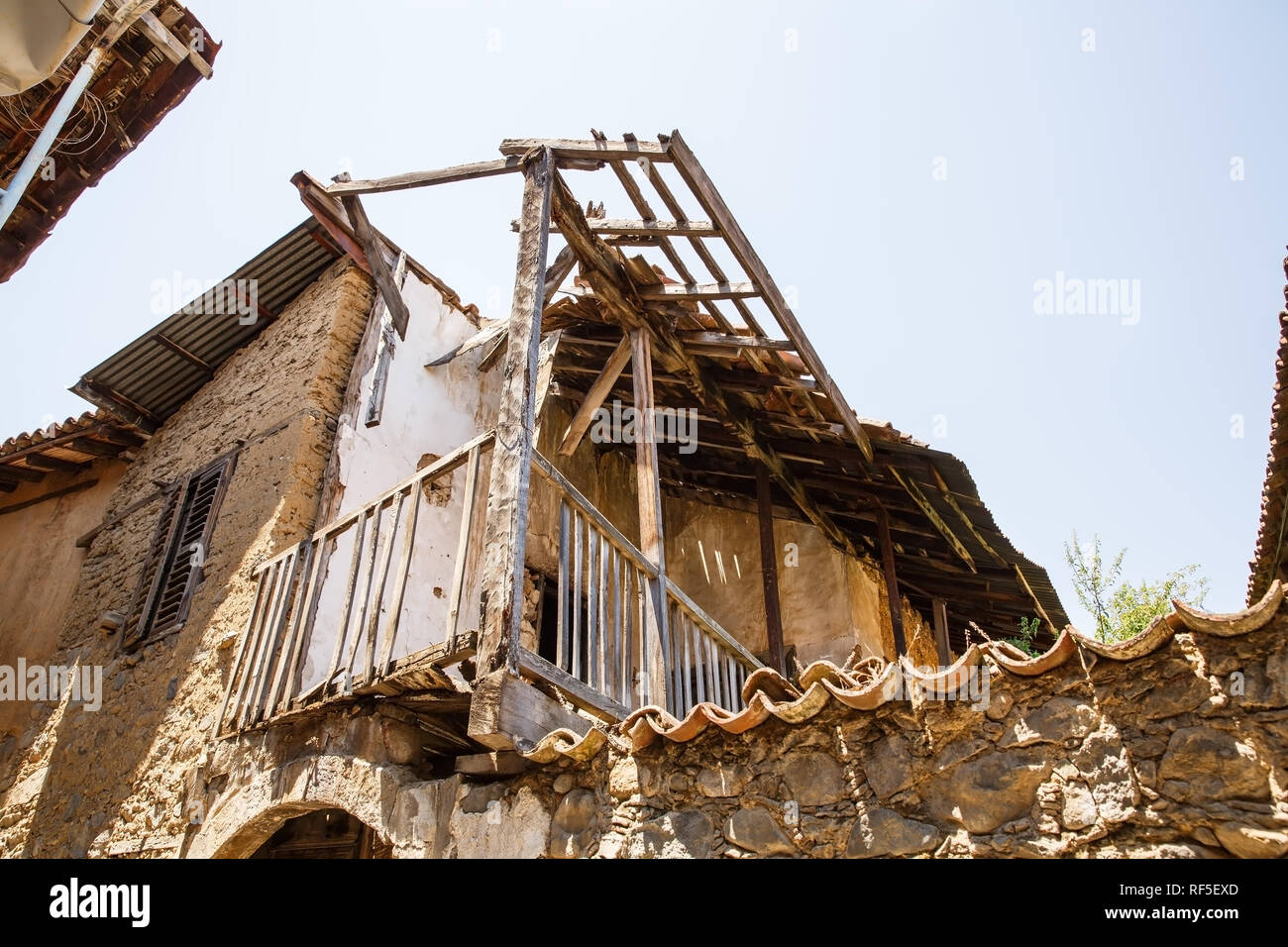 Old house in Kakopetria village, Cyprus Stock Photo - Alamy