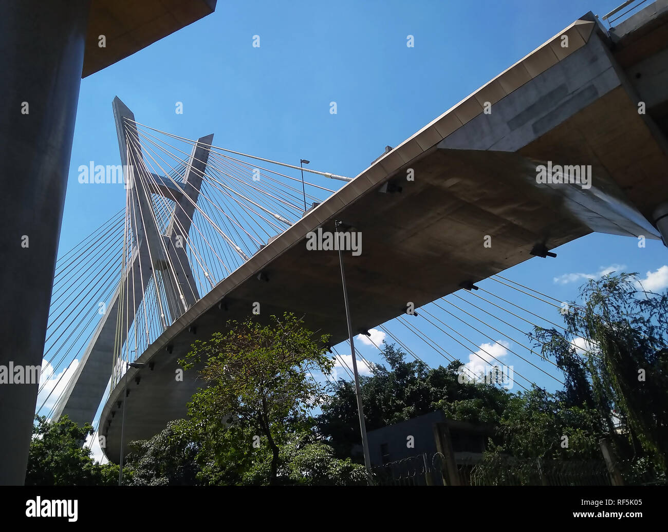 Sao paulo bridges hi-res stock photography and images - Alamy