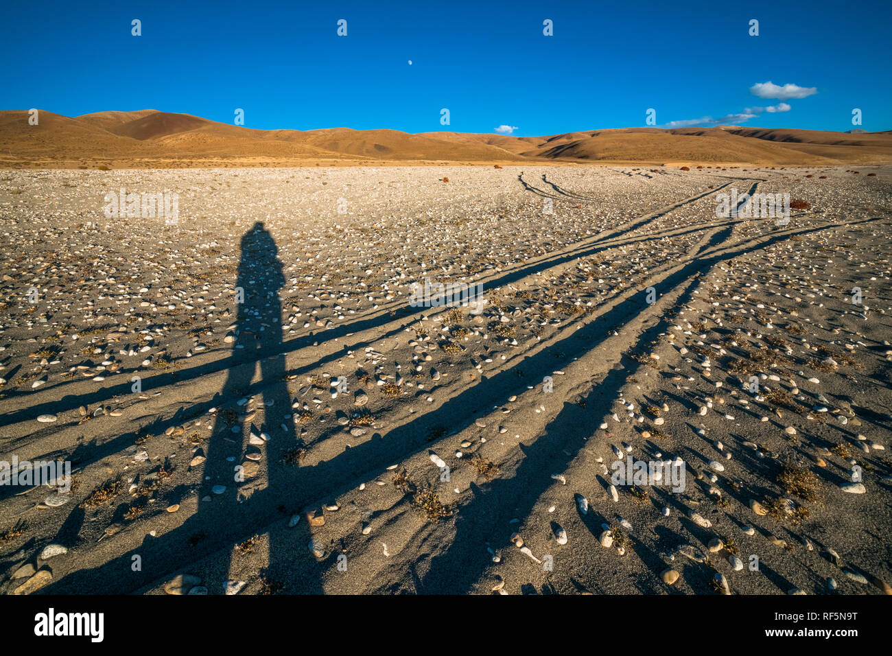 clean landscape in tibet china Stock Photo - Alamy