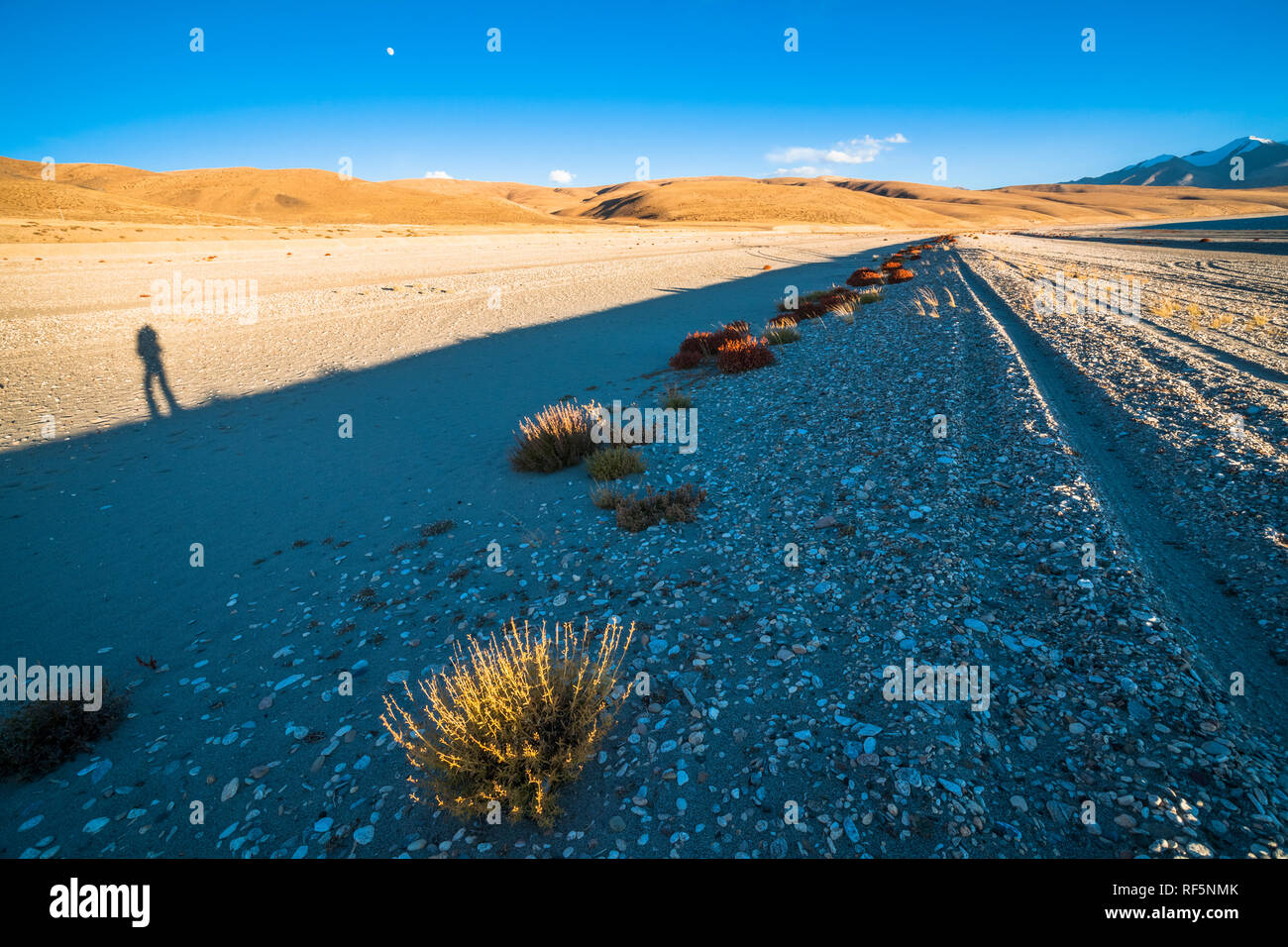 clean landscape in tibet china Stock Photo - Alamy