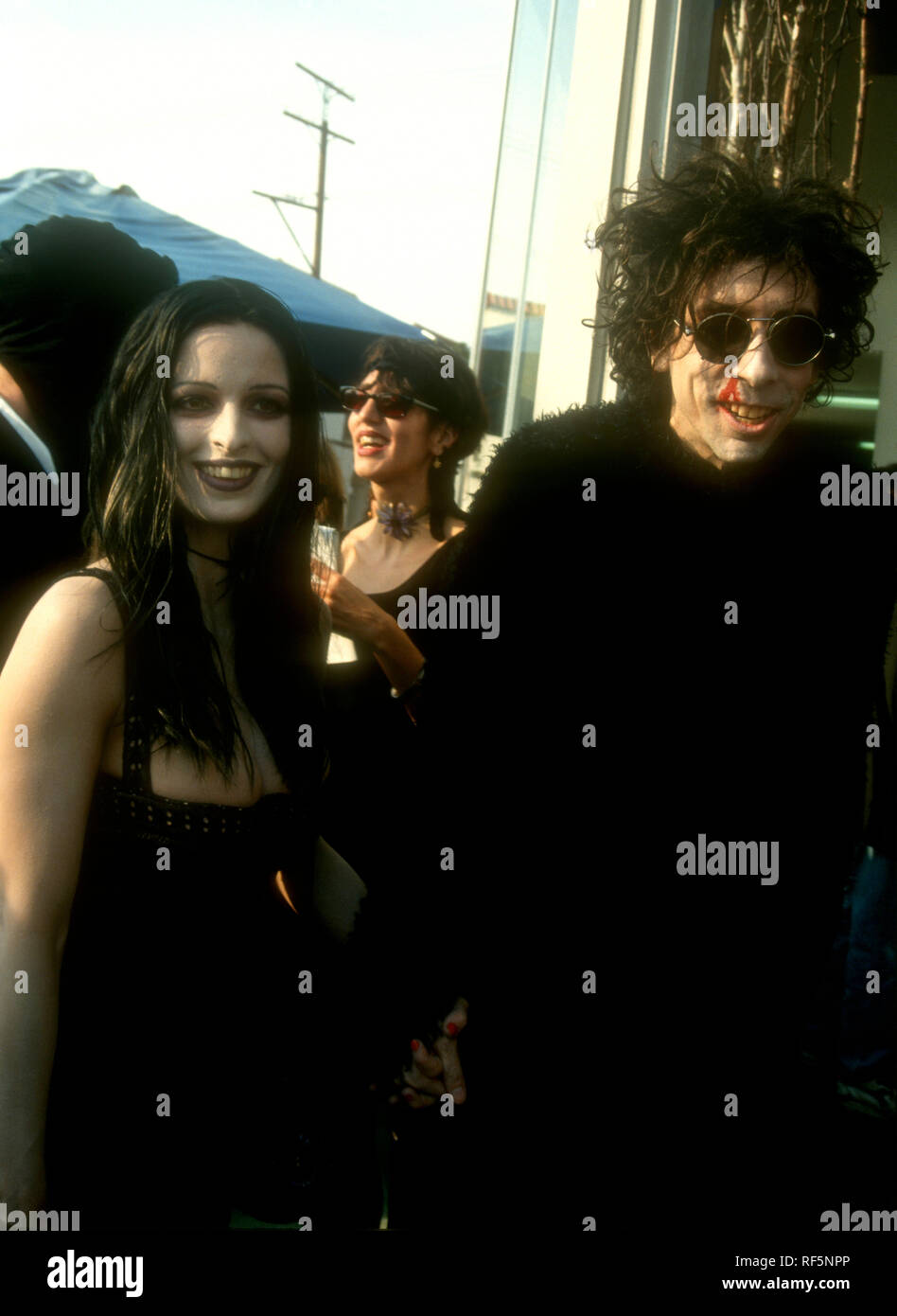 LOS ANGELES, CA - OCTOBER 31: Director Tim Burton and actress Lisa ...