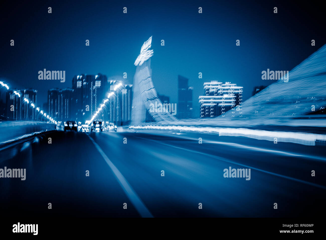 Car going around a corner hi-res stock photography and images - Alamy