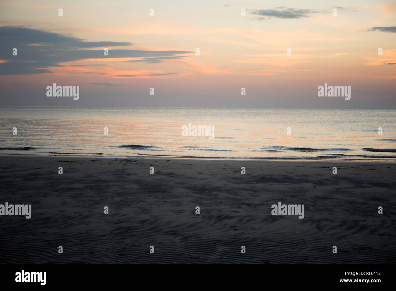 The sea sunset. Pink landscape Stock Photo - Alamy