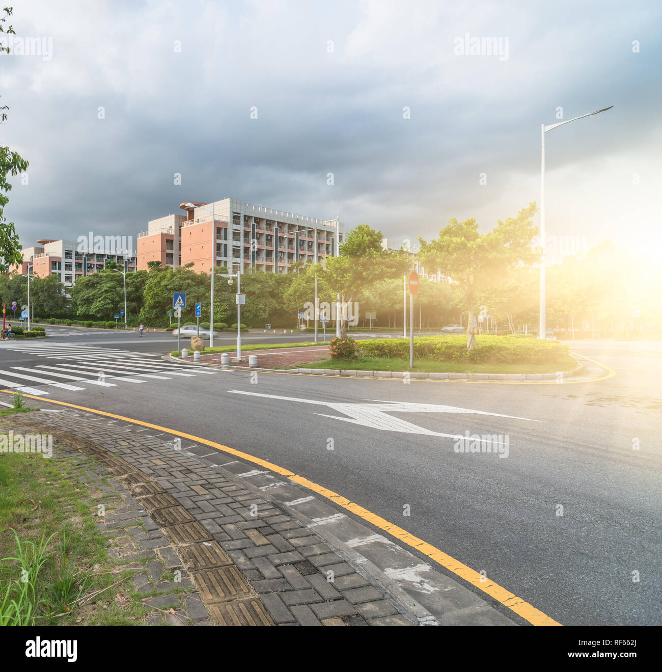empty street, guangzhou china asian Stock Photo - Alamy