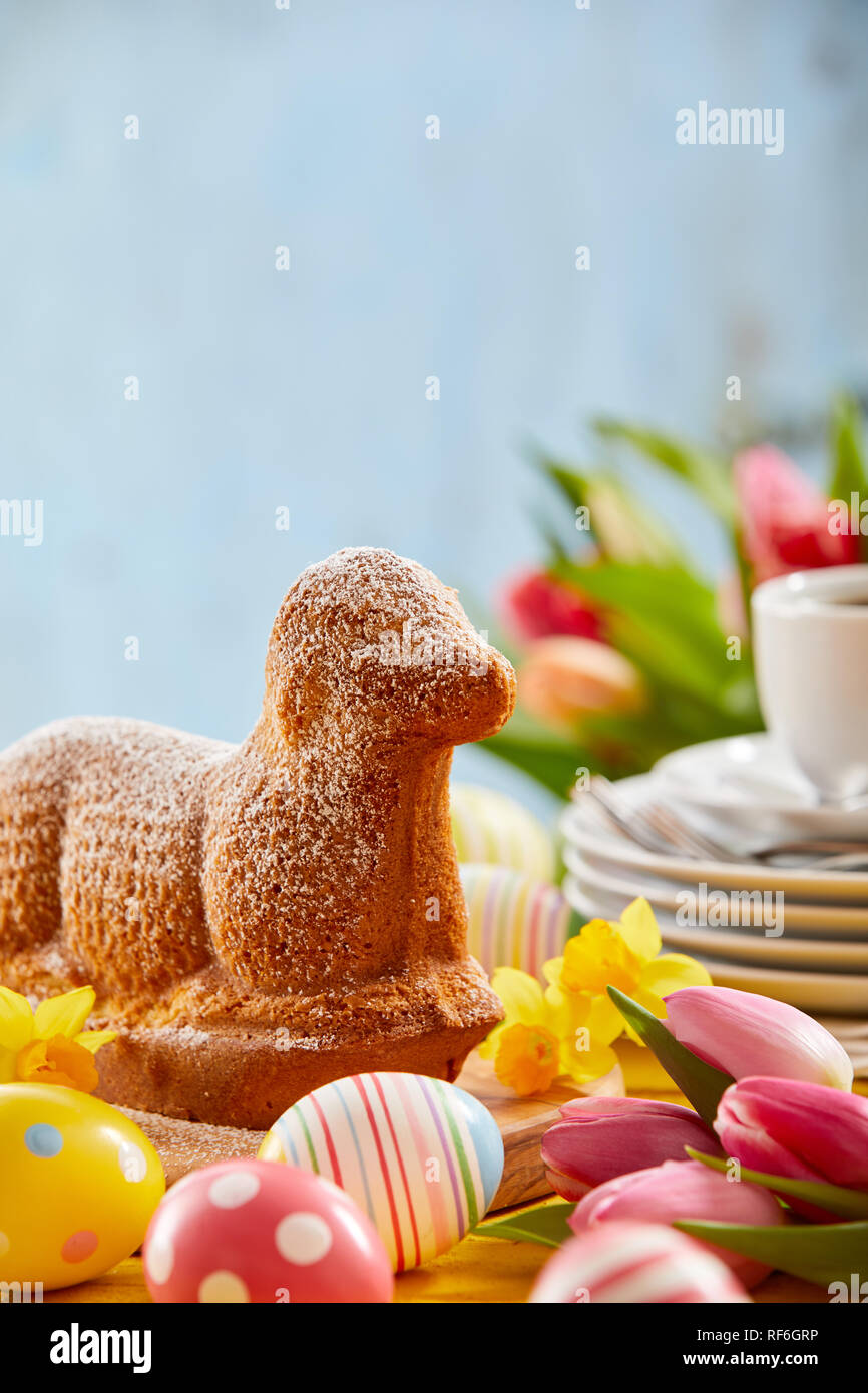 Osterlamm form hi-res stock photography and images - Alamy