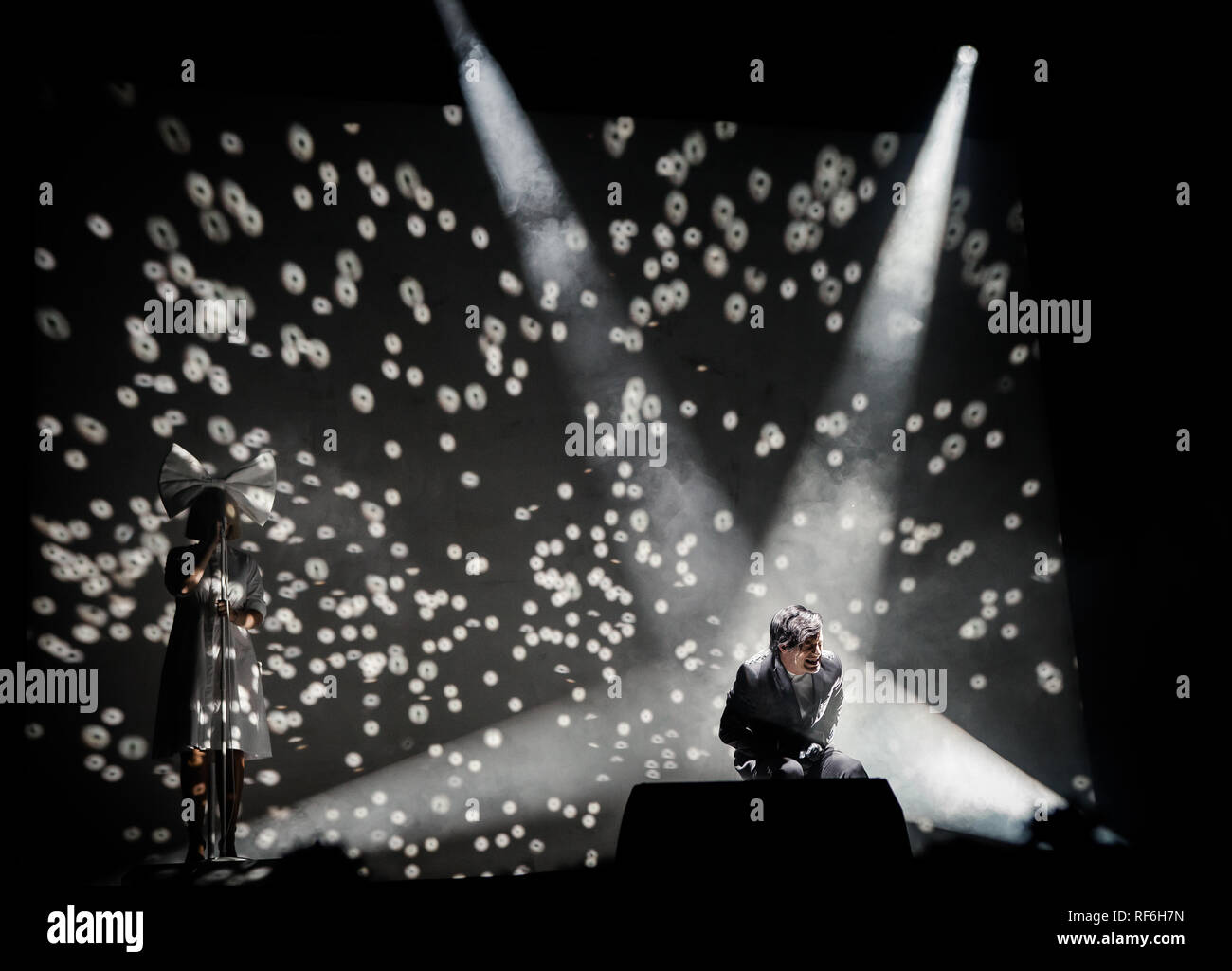 Sia musician hi-res stock photography and images - Alamy