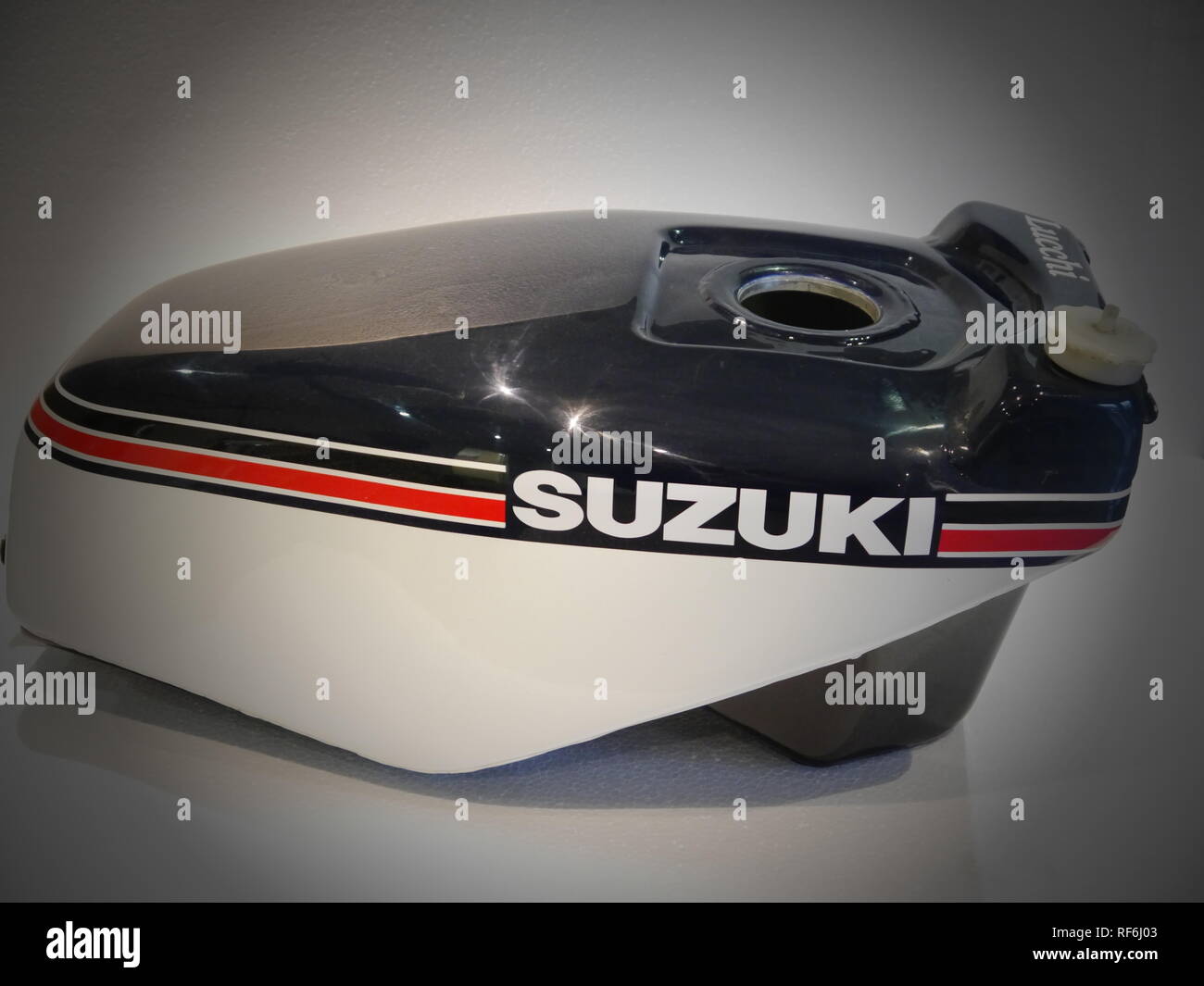 White and blue suzuki tank hi-res stock photography and images - Alamy