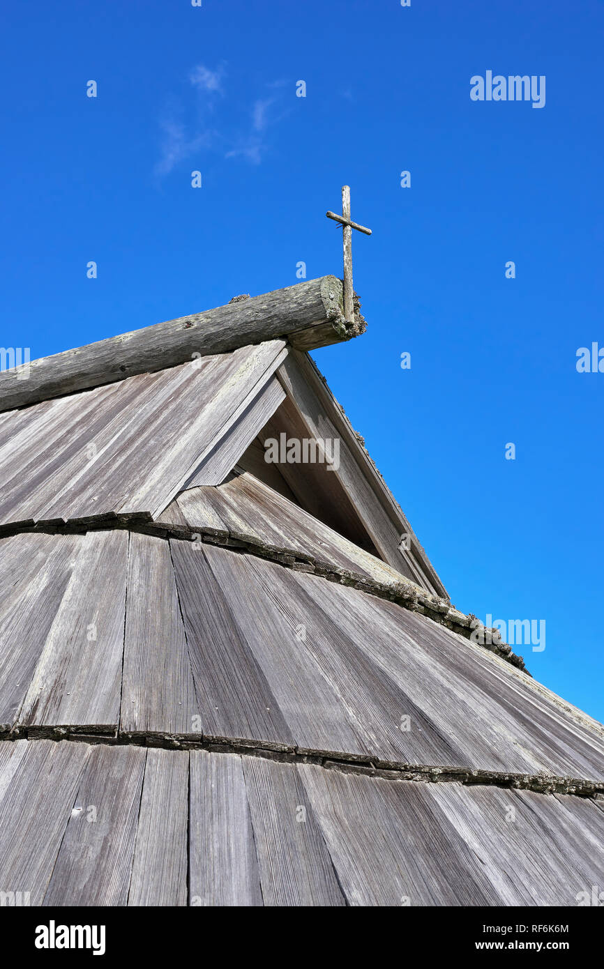 Timber huts hi-res stock photography and images - Alamy