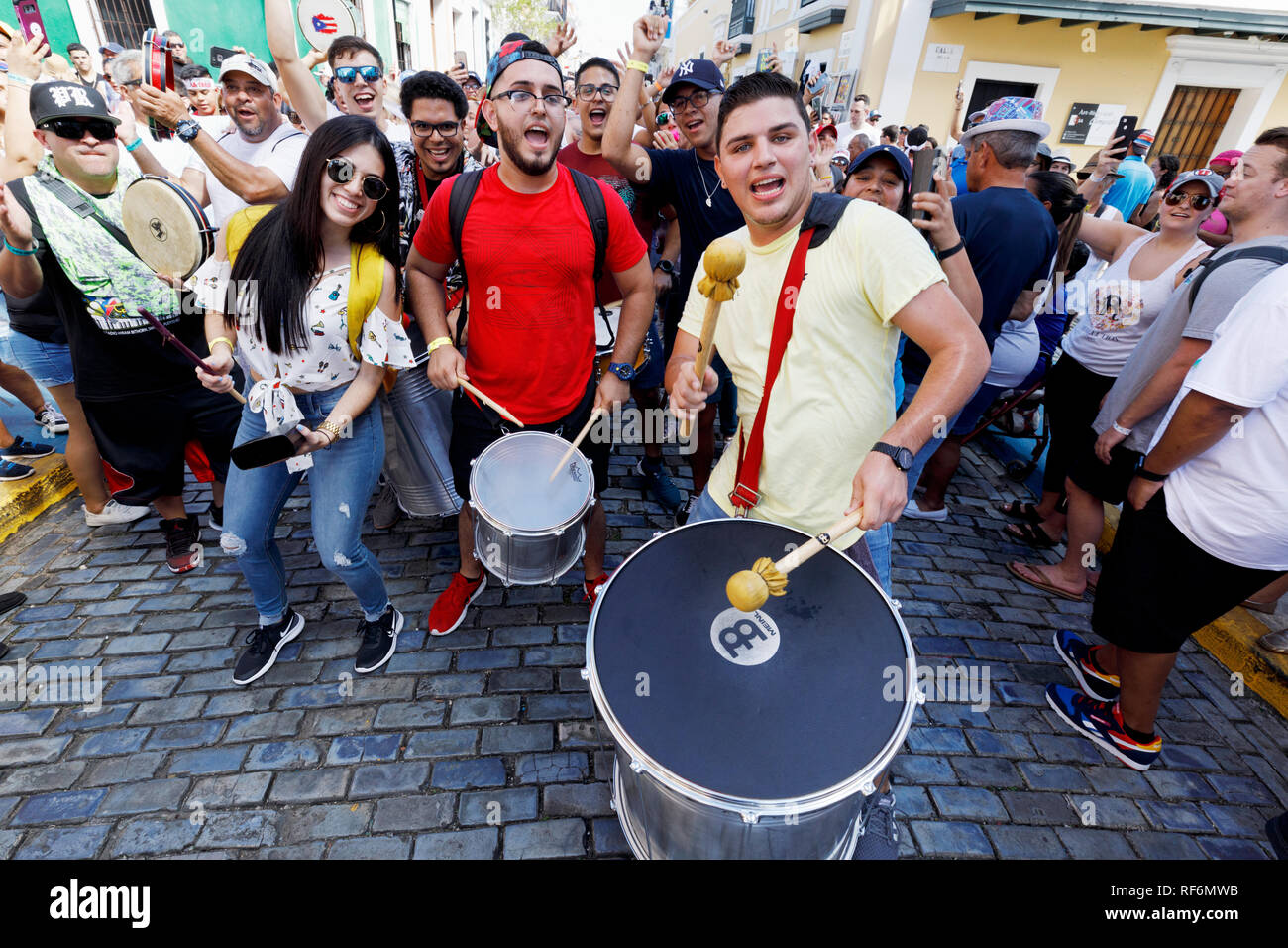 San sebastián street festival hi-res stock photography and images - Alamy