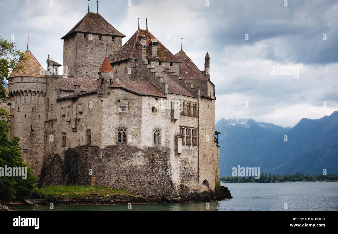 Chillon Castle at Lake Geneva Stock Photo - Alamy