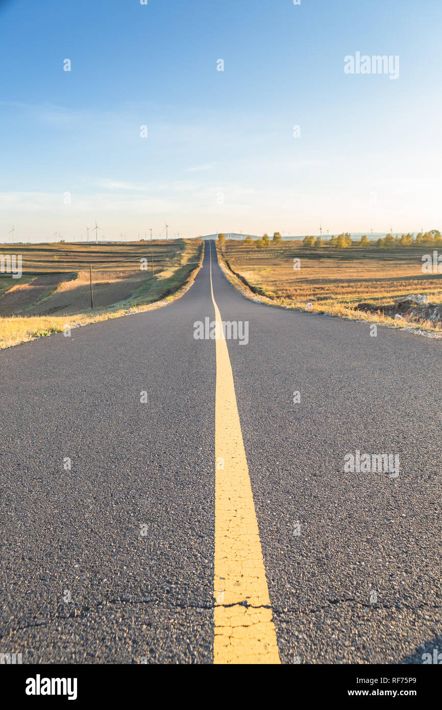 clean highway road in america Stock Photo - Alamy