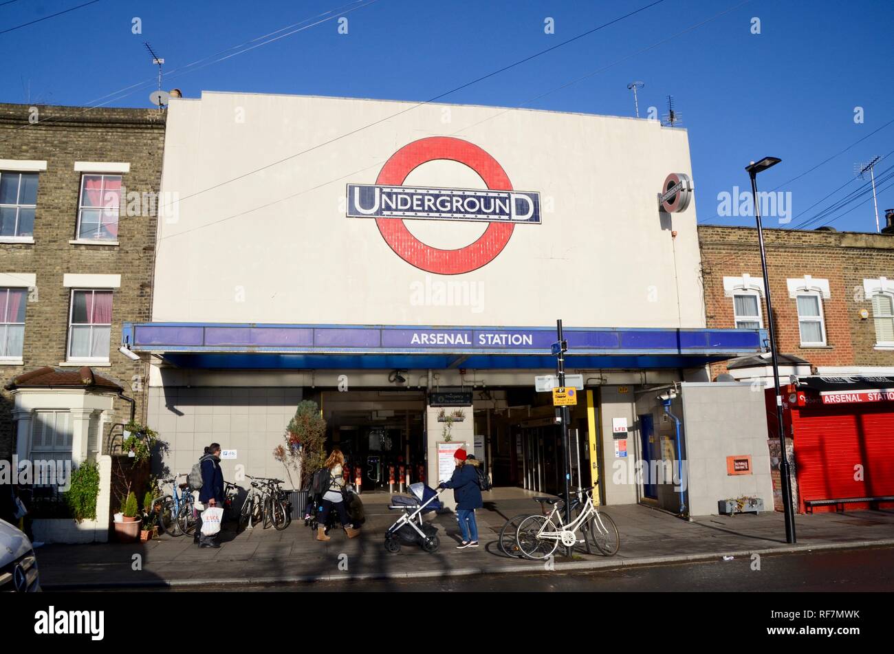Fans arsenal tube station hi-res stock photography and images - Alamy