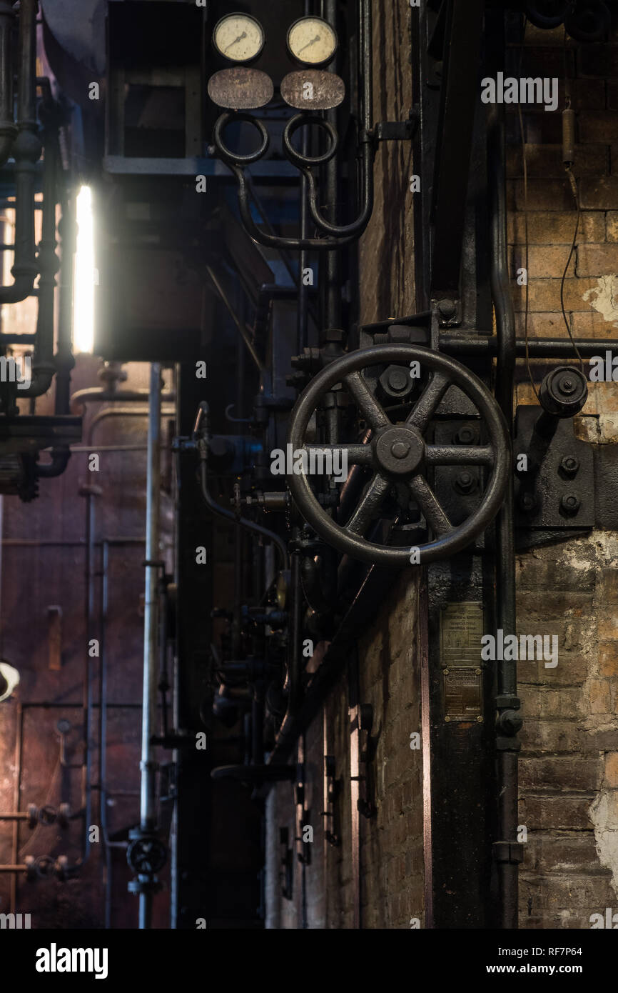 Close up old industrial machines hi-res stock photography and images ...