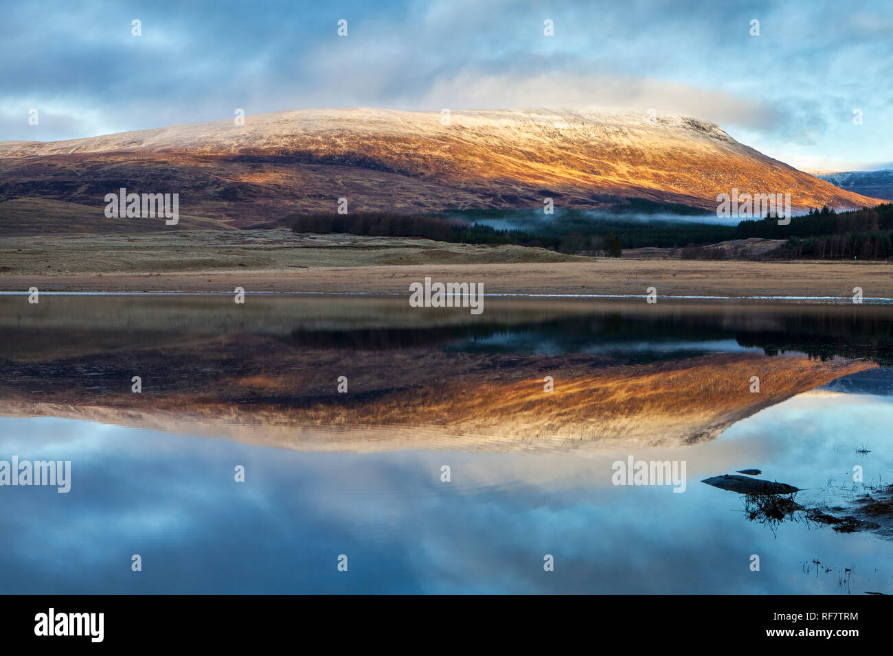 Loch laggan scotland hi-res stock photography and images - Alamy