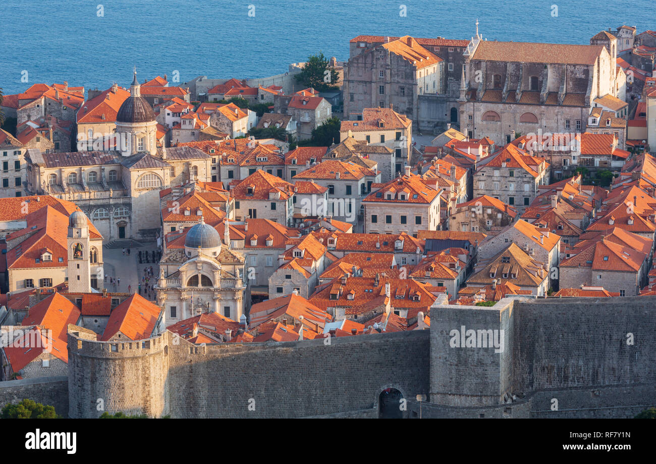 Famous Dubrovnik Old Town summer view with fortress wall, Croatia ...